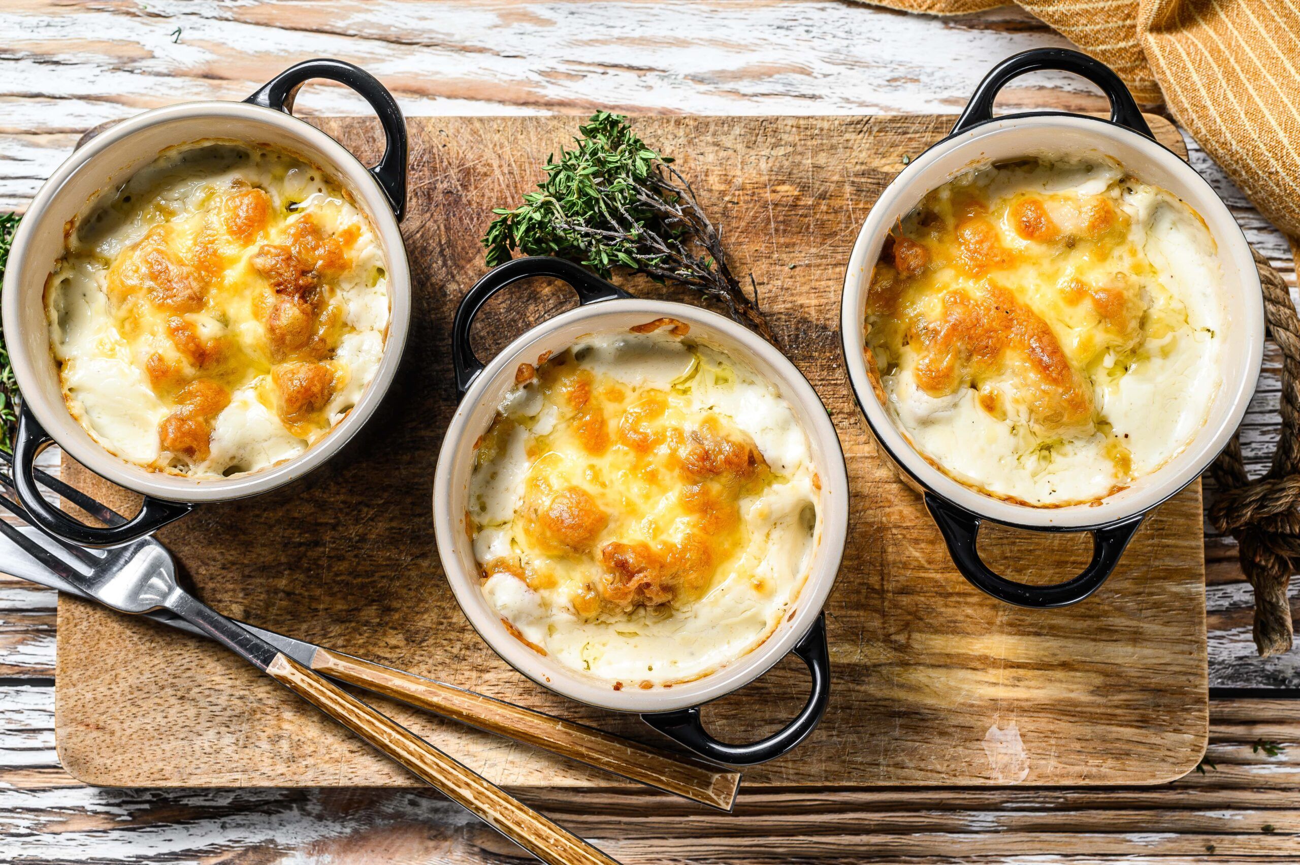 Jak zrobić sos serowy do zapiekanki? - Klarma